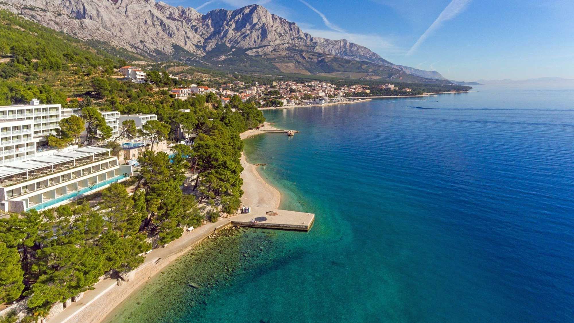 Plaja Berulia din Brela cazare și apartamente din apropiere ...